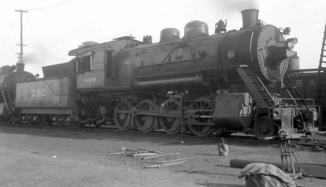 WAB WABASH RAILROAD locomotive engine No 2302, 2-8-0 Old Train Photo $9 ...