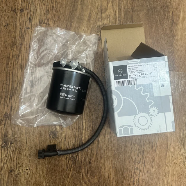 NEW GENUINE MERCEDES-BENZ OM651 Engine Fuel Filter With Sensor ...