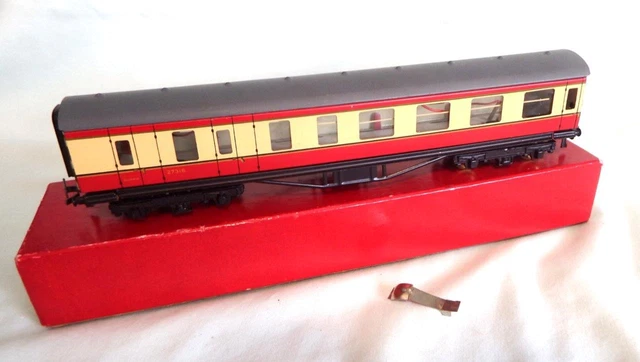 TRIX TTR #1/578 BR Brake/3rd Scale Length Coach with Lighting & Little ...