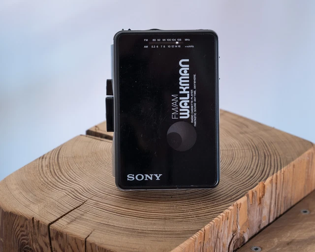 SONY WALKMAN WM-BF22 Vintage Radio Cassette Player Black 1990 FM/AM ...