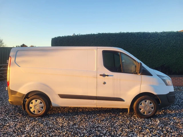FORD TRANSIT CUSTOM 2.0 Tdci 65K Full History 1 Owner Good Van No Vat £ ...