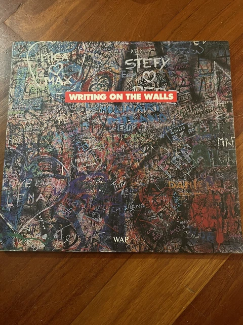 CATALOGO MOSTRA VERONA Writing on the Walls. 1990 EUR 30,00 - PicClick IT