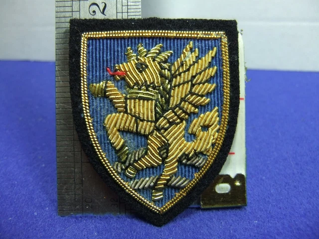 BADGE PATCH CAMBRIDGE robinsons college coat arms university wire ...