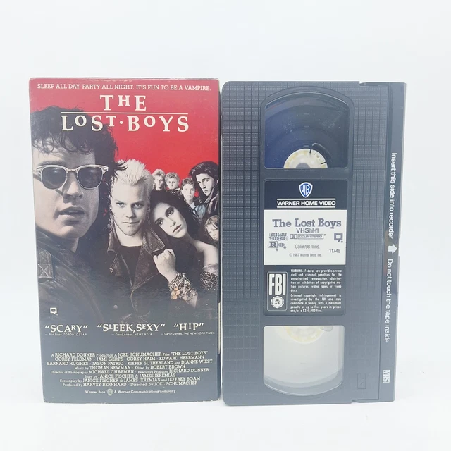 THE LOST BOYS VHS Corey Hail Corey Feldman Kiefer Sutherland Vampire ...