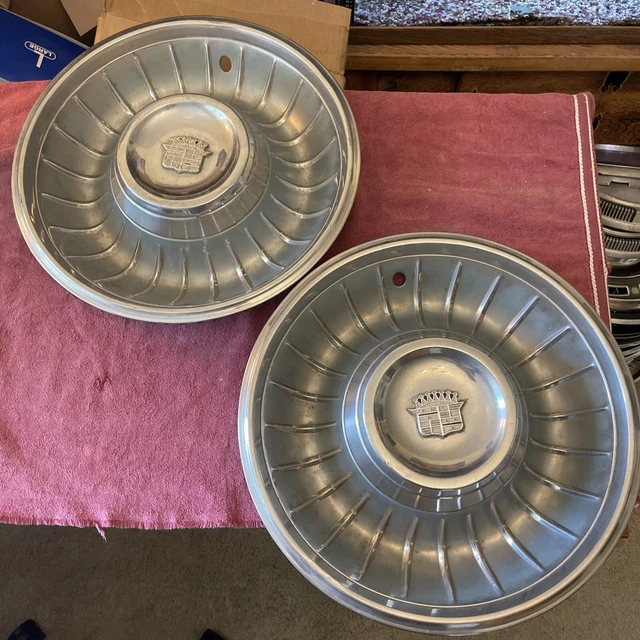 VINTAGE (2) 1962 Cadillac Eldorado, Deville, Series 62 15" Wheel Covers ...