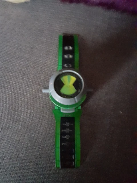 BEN 10 ALIEN Force Ultimate Omnitrix Watch Bandai & 11" Heatblast ...