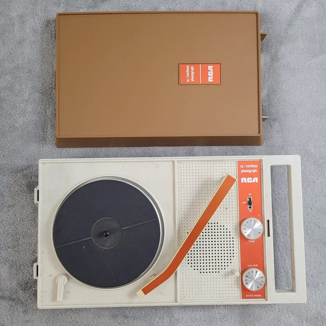 RARE VINTAGE RCA Japan Battery Powered & Plug Portable Record Player ...