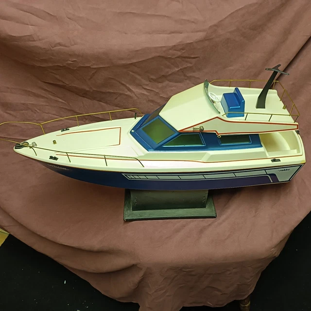 ROBBE RC JACHT HEICA Robbe Oldtimer ---- NUR ABHOLUNG-------------- EUR ...