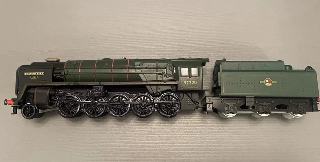 BRITISH RAILWAY EVENING Star 9F 92220 Locomotive Train Display Model £3 ...