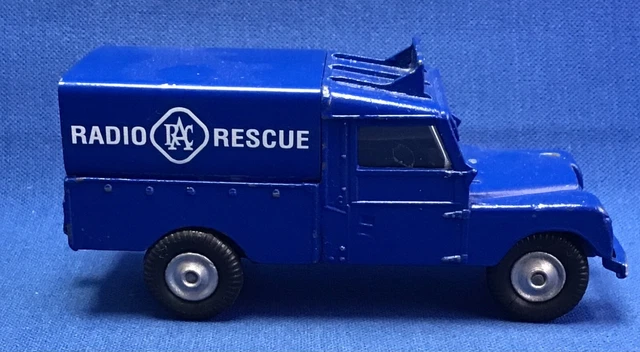 CORGI LAND Rover Rac Rescue Repaint £14.99 - PicClick UK