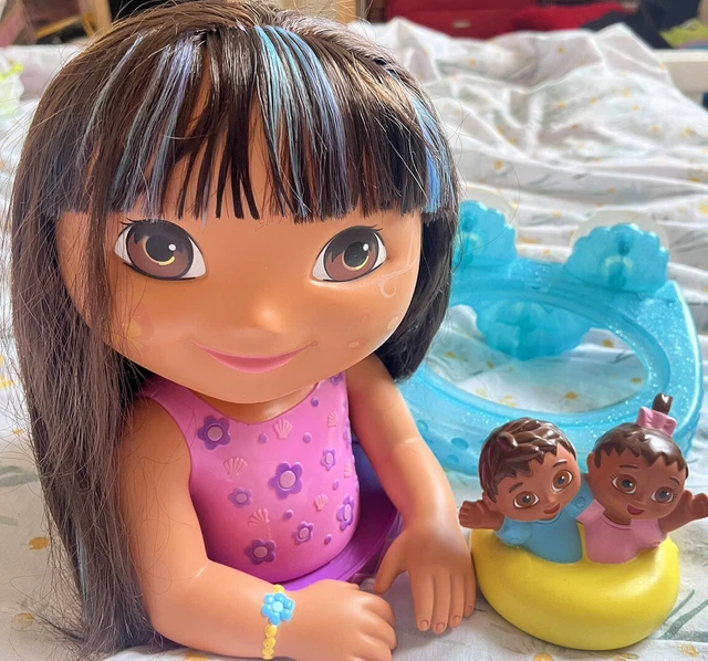 DORA THE EXPLORER Styling Head Colour Changing Bath Toy Guillermo ...