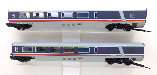 ADVANCED PASSENGER TRAIN (APT) MID-COACHES Sc48601/02 - OO GAUGE ...