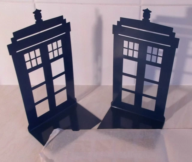 DR DOCTOR WHO Unused Pair of Metal TARDIS Design Bookends 24cm tall ...