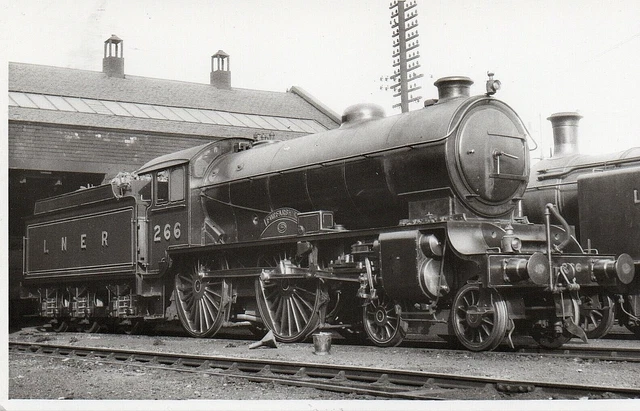LNER CLASS D49 4-4-0 No 266 "FORFARSHIRE" AT DUNDEE MPD JULY 1932 ...