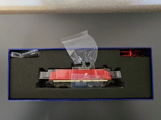 ROCO 58561, H0, AC, DIGITAL, SOUND, DIESELLOK Rh 2048, ÖBB EUR 150,00 ...