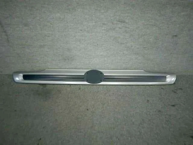 HINO RANGER 2001 FC3JEDA Radiator Grille [Used] [PA32017624] £378.00 ...