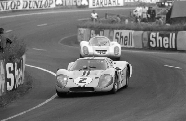 MARIO ANDRETTI & Lucien Bianchi Ford GT40 Mk4 Le Mans 1967 Motor Old ...