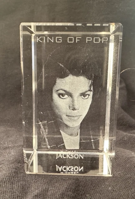 MICHAEL JACKSON KING Of Pop 3D Crystal Glass Paperweight £16.32 ...