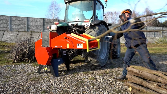 TRITURATORE LEGNO RED Dragon R-150 trituratore legno trituratore legna ...