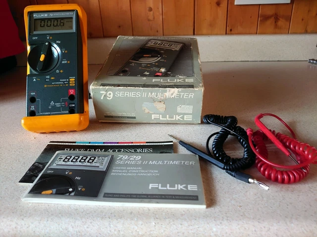 FLUKE 79 SERIES Ii Handheld Multimeter With Manual, Box And 9 Probes £ ...