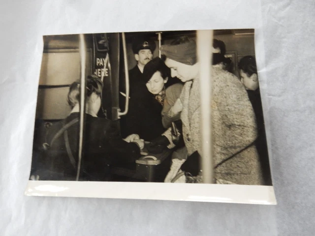 TRAM TROLLEYBUS Ww2 Era Press Photo Wimbledon -Hampton Court EUR 82,27 ...