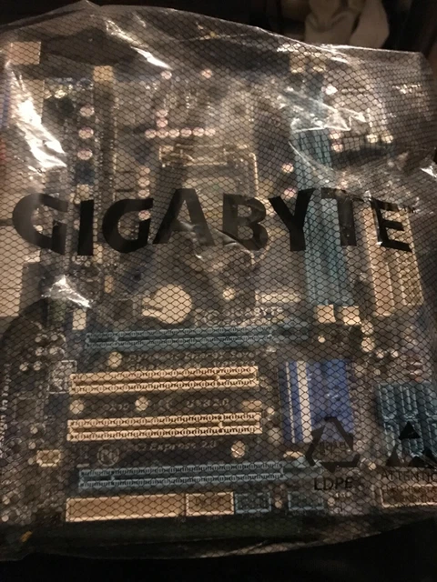 GIGABYTE GA-H55M-S2H SOCKET LGA1156 DDR3 Micro ATX Motherboard £19.50 ...