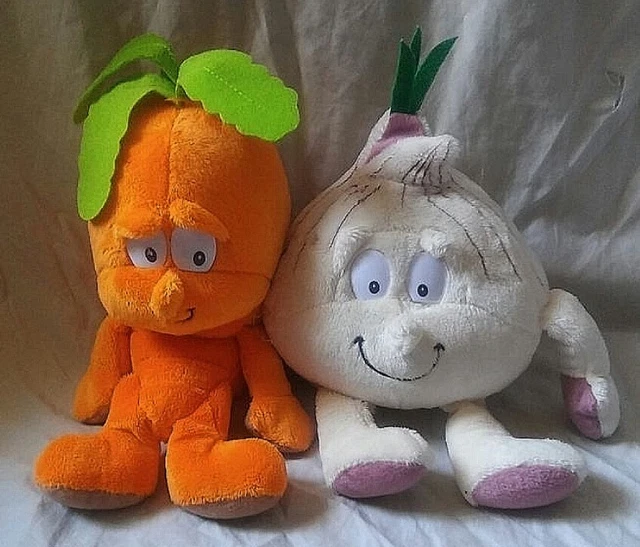 2 VITAMIN CARROT Garlic Plush Lidl Goodness Gang Plush Garlic Coop ...