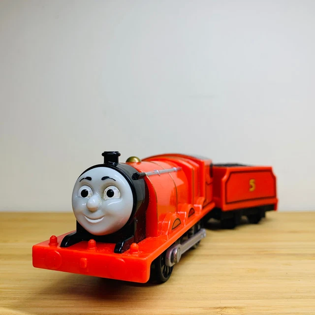 TALKING JAMES - Thomas & Friends Trackmaster Battery Operated Motorised ...