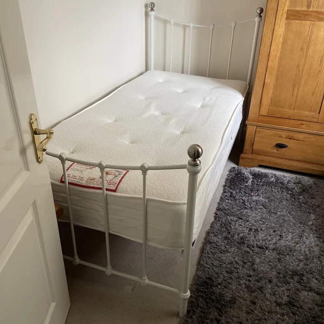 SINGLE METAL BED frame and balmoral orthocare memory mattress hardly ...