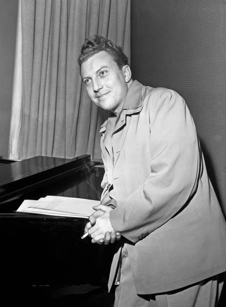 JOHN NESBITT NARRATOR For The Series The Passing Parade 2 Old TV Radio ...