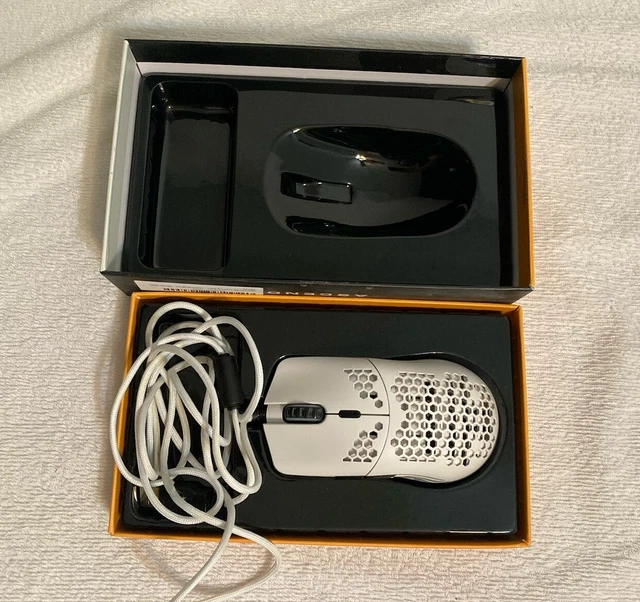 GLORIOUS - MODEL O Wired PC Gaming Mouse Matte White - OG Box - Fair ...