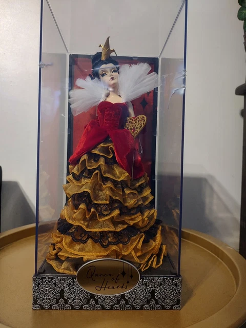 DISNEY VILLAIN DESIGNER Doll Queen Of Hearts Boxed Figure Alice In ...