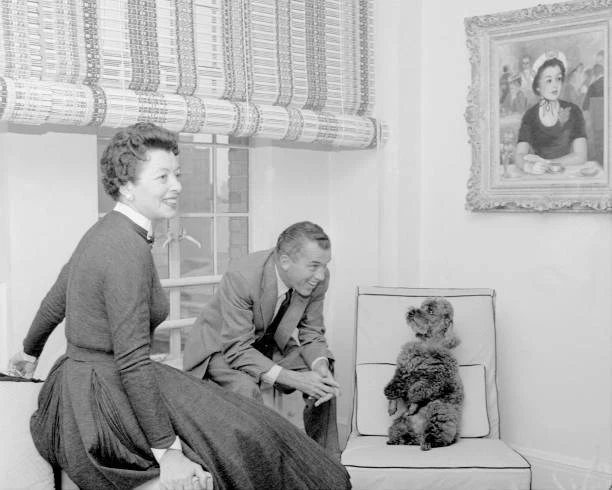 SYLVIA AND ED Sullivan at home with Boje II New York Old Photo EUR 6,64 ...