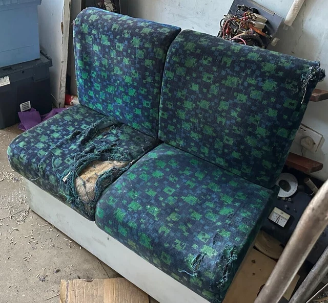 LONDON UNDERGROUND D78 stock seat £65.00 - PicClick UK