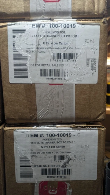 PRISMATIC EVOLUTIONS POKÉMON Center Elite Trainer Box (ETB) Case ...