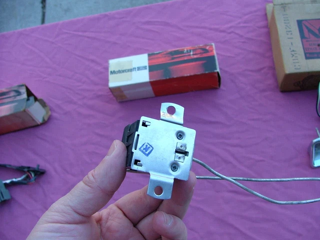 1966-67 FORD FAIRLANE ambient switch A/C cut-off, NOS! C6OZ-19618-A ...