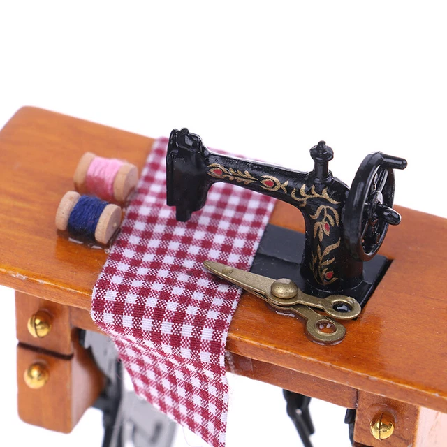 DOLLHOUSE DECOR MINIATURE Furniture Wooden Sewing Machine for Dolls ...