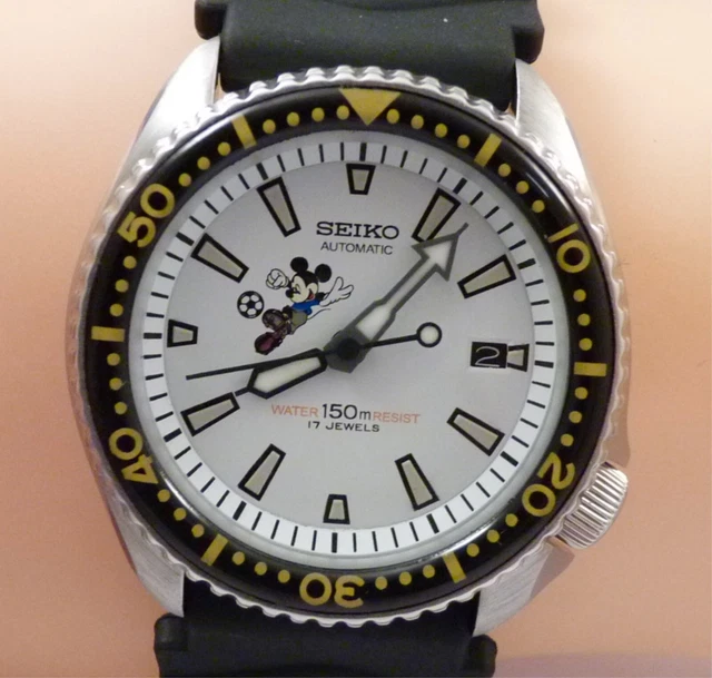 SEIKO CERAMIC WHITE Mickey Mouse Football Automatic Diver Date Watch ...