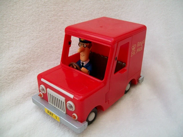 POSTMAN PAT FIGURE - Push Along Royal Mail Post Van - No Jess (Missing ...