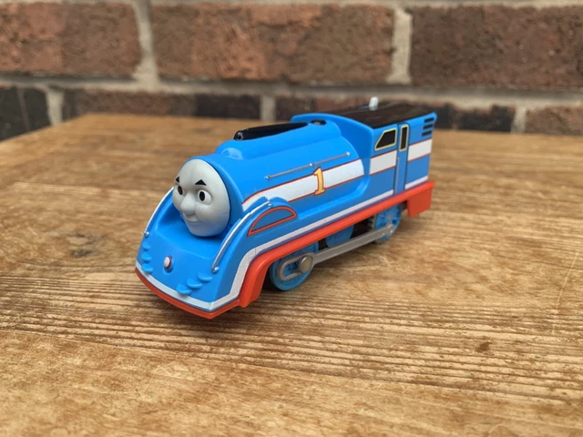 THOMAS THE TANK Engine & Friends Motorized Trackmaster - Streamlined ...