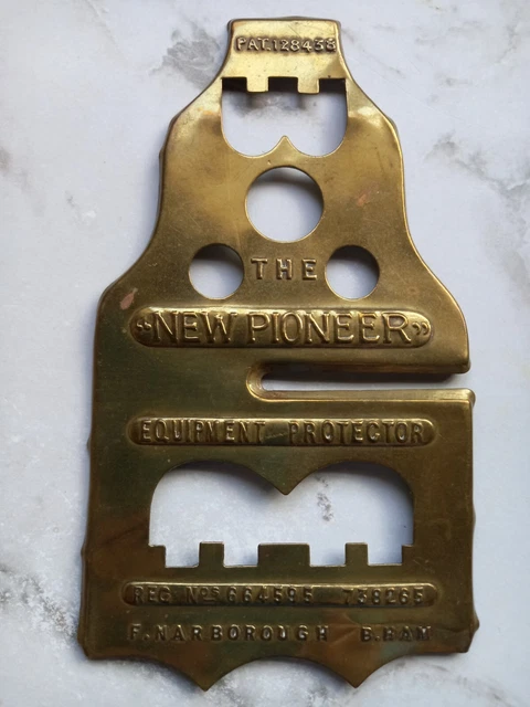 WW1 BRITISH ARMY Button Stick The New Pioneer Brass Equipment Protector ...