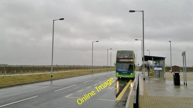 PHOTO 6X4 LONGSTANTON guided busway station En route from Cambridge to ...