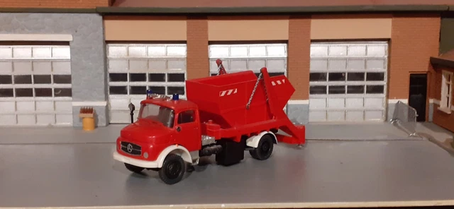 FEUERWEHR PREISER MERCEDES Benz Absetzkipper Eigenbau/Umbau In 1/87 EUR ...