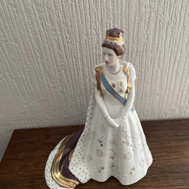 HER ROYAL HIGHNESS Princess Margret Limited Edition Figurine Cw648 £110 ...