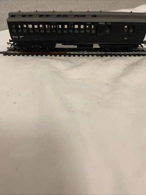 TRI-ANG No.R333 ENG,DEPT BREAKDOWN MESS No.20 BRAKE END COACH £30.00 ...