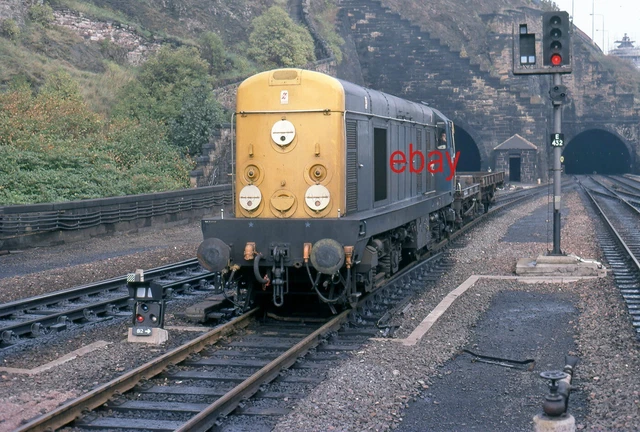 ORIGINAL 35MM SLIDE BR Class 20 no.20020 at Edinburgh Waverley +rights ...