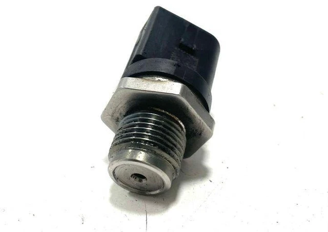 MERCEDES-BENZ A W169 0281002843 Capteur de Pression de Carburant 1.99 ...