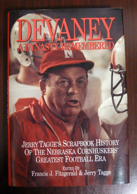 NEBRASKA CORNHUSKER FOOTBALL Coach Bob Devaney Johnny Rodgers Tagge ...
