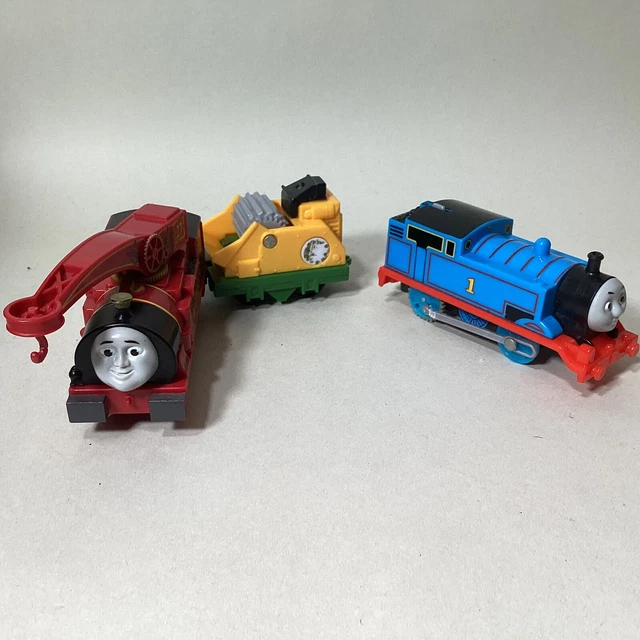TRACKMASTER REVOLUTION TRAINS Thomas the Tank Engine Harvey and Wagon £ ...