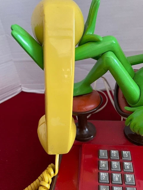 VINTAGE KERMIT THE Frog Push Button Landline Phone 1983 Jim Henson ...